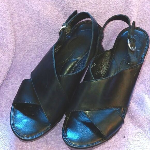 Born | Shoes | Born Emmyleather Wedge Sandals 8m | Poshmark